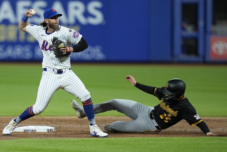 Mets rally in 7th, score go-ahead run for 3-1 victory over Pirates ...