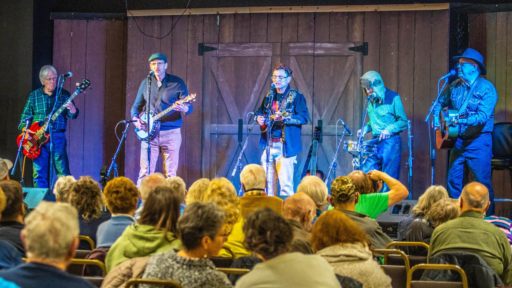 Bluegrass packs ‘em in at Moose Club – Venango Extra.com